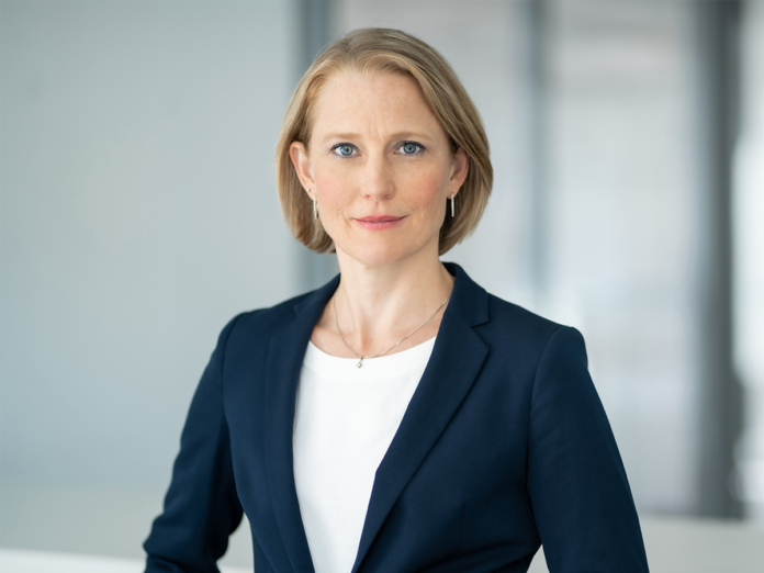 Wie wurde Carolin Schwarz zur CHRO bei Peek & Cloppenburg ...